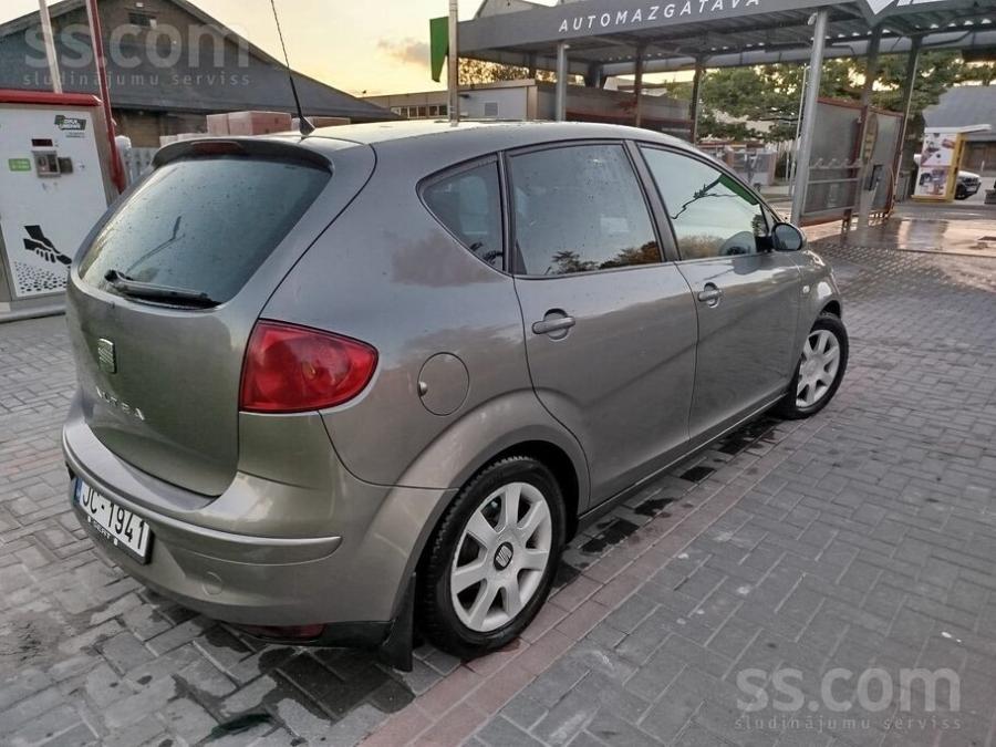 Brūns SEAT Altea 2004 Kuldīga, ar dzinēja tilpumu 2.00 L un nobraukumu 300 tūkst. km par 1900 €, foto 5 vietnē AUTOMOTO.COM.LV