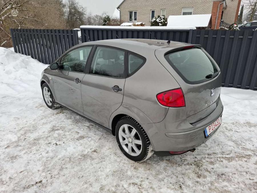 Brown SEAT Altea 2005 in Kedainiai, with an engine capacity of 1.60 L and mileage of 210 thousand km for 1950 €, photo 18 on AUTOMOTO.COM.LV