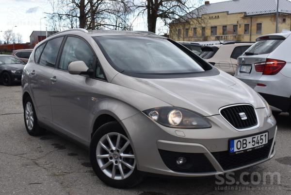 Brown SEAT Altea 2010 in Kuldiga, with an engine capacity of 1.60 L and mileage of 0 thousand km for 2100 €, photo 4 on AUTOMOTO.COM.LV