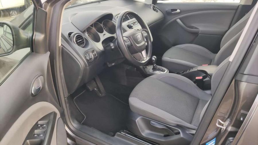 Brown SEAT Altea 2014 in Klaipeda, with an engine capacity of 1.60 L and mileage of 198 thousand km for 4850 €, photo 18 on AUTOMOTO.COM.LV