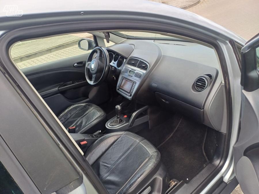 Pelēks SEAT Altea 2007 Kauņa, ar dzinēja tilpumu 2.00 L un nobraukumu 238 tūkst. km par 2250 €, foto 10 vietnē AUTOMOTO.COM.LV