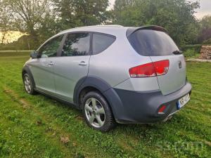 Pelēks SEAT Altea 2009 Rīga, ar dzinēja tilpumu 2.00 L un nobraukumu 214 tūkst. km par 2650 €, foto 4 vietnē AUTOMOTO.COM.LV