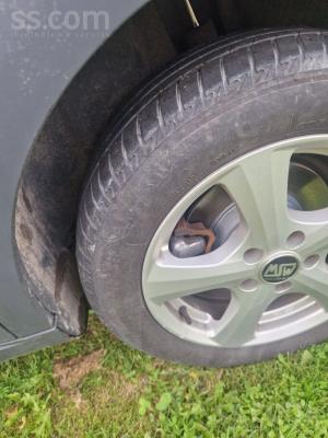 Pelēks SEAT Altea 2009 Rīga, ar dzinēja tilpumu 2.00 L un nobraukumu 214 tūkst. km par 2650 €, foto 8 vietnē AUTOMOTO.COM.LV