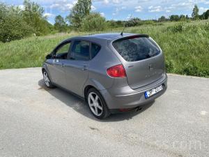 Grey SEAT Altea 2004 in Riga, with an engine capacity of 2.00 L and mileage of 370 thousand km for 1400 €, photo 6 on AUTOMOTO.COM.LV
