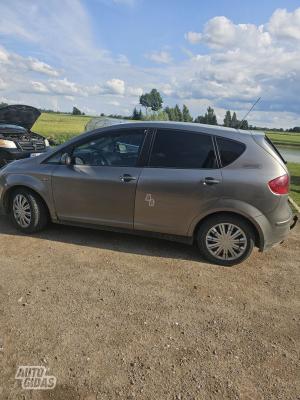 Grey SEAT Altea 2004 in Kaunas, with an engine capacity of 2.00 L and mileage of 407 thousand km for 1300 €, photo 6 on AUTOMOTO.COM.LV