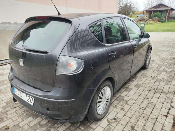 Grey SEAT Altea 2004 in Telschi, with an engine capacity of 2.00 L and mileage of 365 thousand km for 1100 €, photo 6 on AUTOMOTO.COM.LV