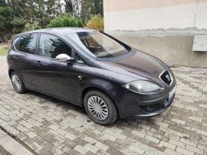 Grey SEAT Altea 2004 in Telschi, with an engine capacity of 2.00 L and mileage of 365 thousand km for 1100 €, photo 8 on AUTOMOTO.COM.LV