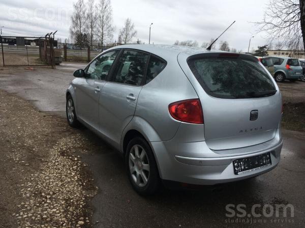 Pelēks SEAT Altea 2005 Rīga, ar dzinēja tilpumu 2.00 L un nobraukumu 0 tūkst. km par 4290 €, foto 7 vietnē AUTOMOTO.COM.LV
