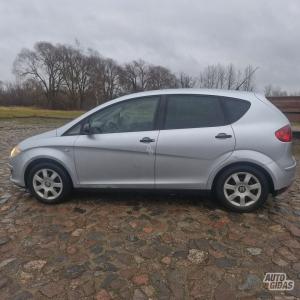 Pelēks SEAT Altea 2005 Pakruojis, ar dzinēja tilpumu 1.90 L un nobraukumu 360 tūkst. km par 1200 €, foto 3 vietnē AUTOMOTO.COM.LV