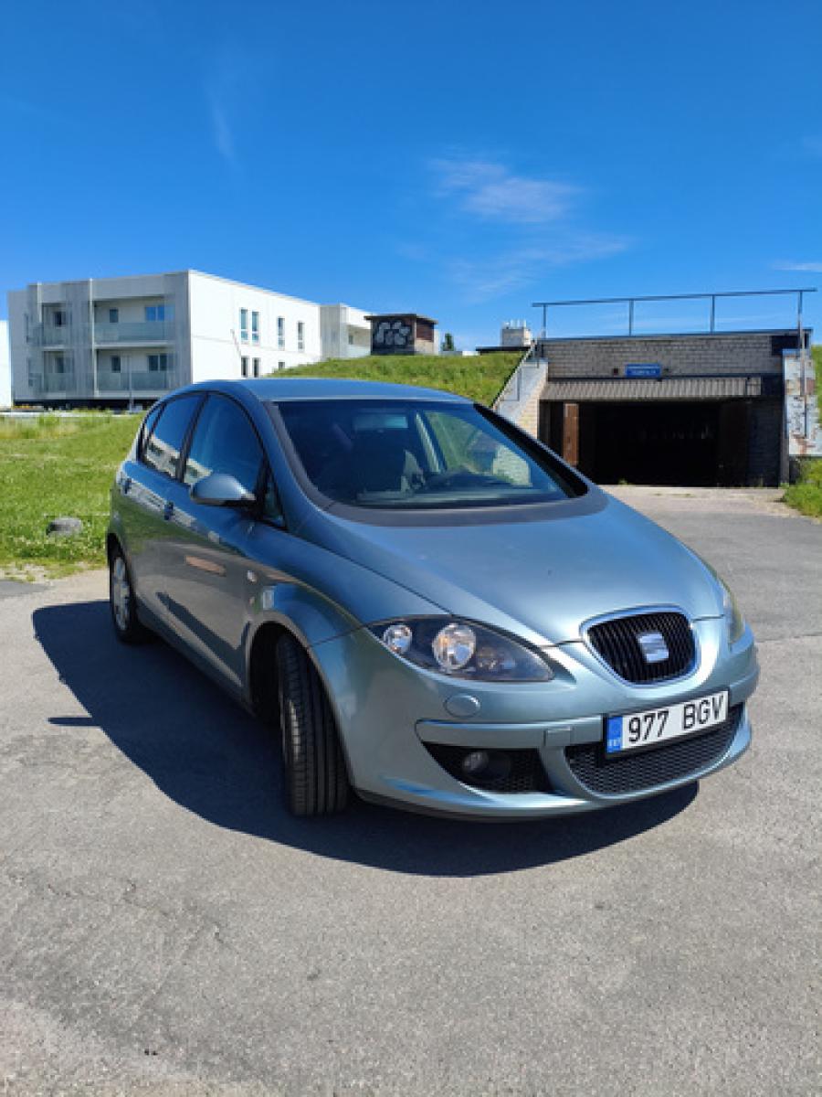 Pelēks SEAT Altea 2005 Tallina, ar dzinēja tilpumu 2.00 L un nobraukumu 435 tūkst. km par 1500 €, foto 1 vietnē AUTOMOTO.COM.LV