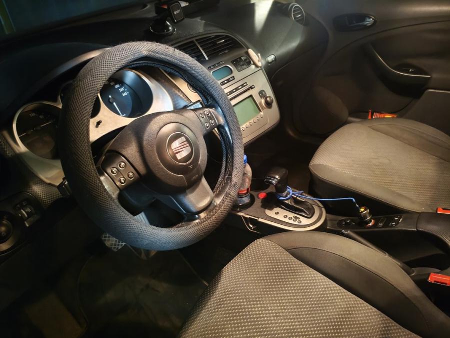 Pelēks SEAT Altea 2005 Tallina, ar dzinēja tilpumu 2.00 L un nobraukumu 435 tūkst. km par 1500 €, foto 14 vietnē AUTOMOTO.COM.LV