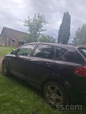Pelēks SEAT Altea 2005 Ogre, ar dzinēja tilpumu 1.90 L un nobraukumu 346 tūkst. km par 750 €, foto 4 vietnē AUTOMOTO.COM.LV