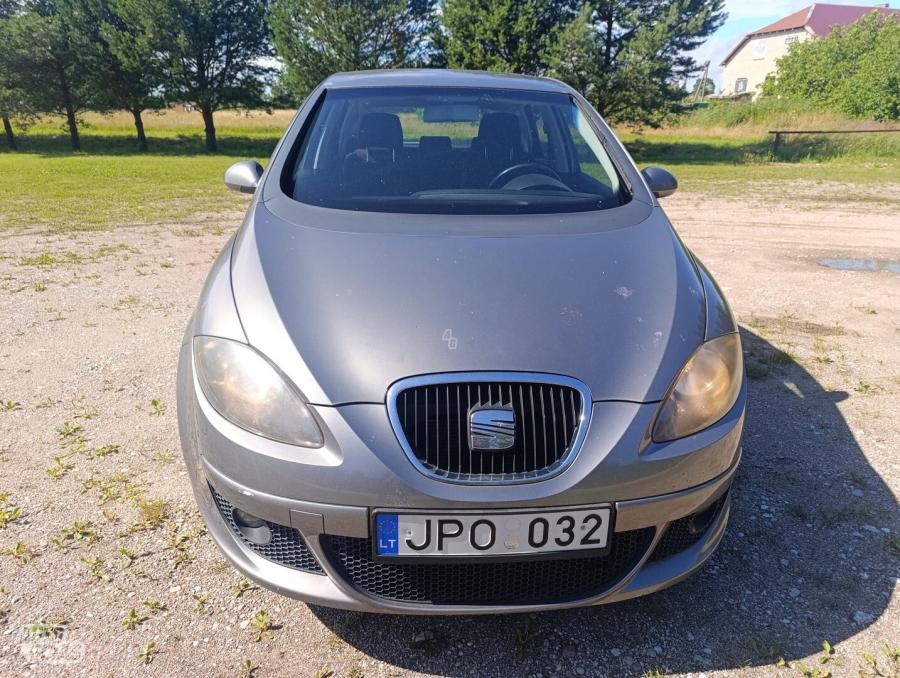 Pelēks SEAT Altea 2005 Šilutė, ar dzinēja tilpumu 2.00 L un nobraukumu 307 tūkst. km par 900 €, foto 3 vietnē AUTOMOTO.COM.LV