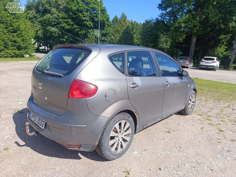 Pelēks SEAT Altea 2005 Šilutė, ar dzinēja tilpumu 2.00 L un nobraukumu 307 tūkst. km par 900 €, foto 6 vietnē AUTOMOTO.COM.LV
