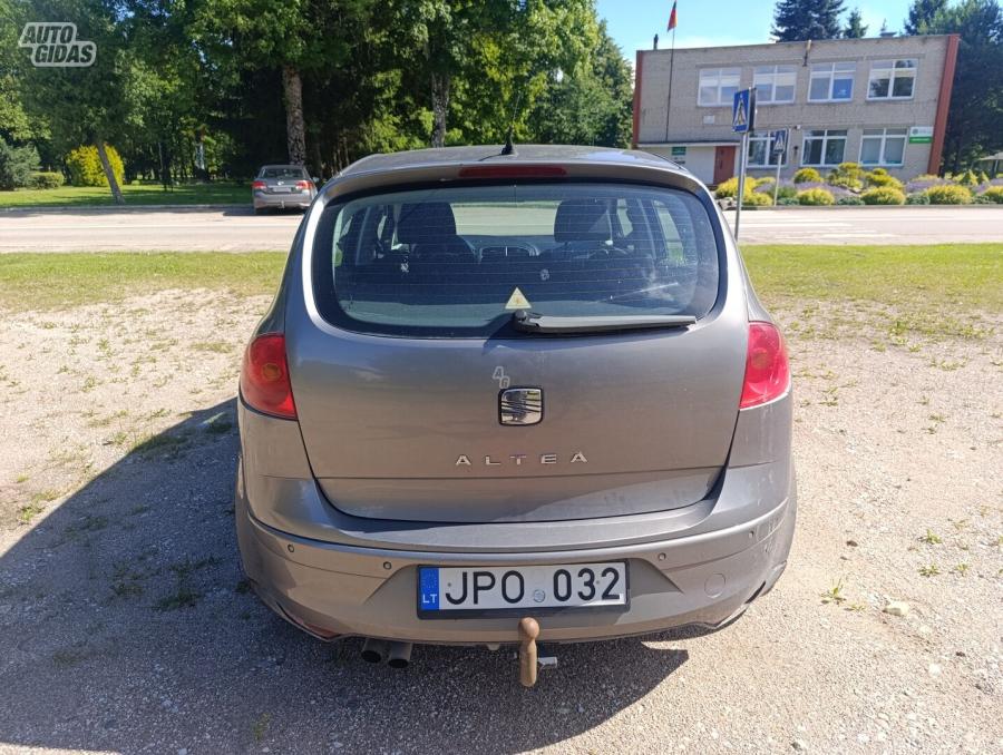 Pelēks SEAT Altea 2005 Šilutė, ar dzinēja tilpumu 2.00 L un nobraukumu 307 tūkst. km par 900 €, foto 7 vietnē AUTOMOTO.COM.LV