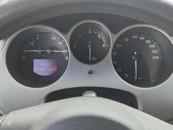 Grey SEAT Altea 2005 in Klaipeda, with an engine capacity of 1.97 L and mileage of 247 thousand km for 2000 €, photo 7 on AUTOMOTO.COM.LV