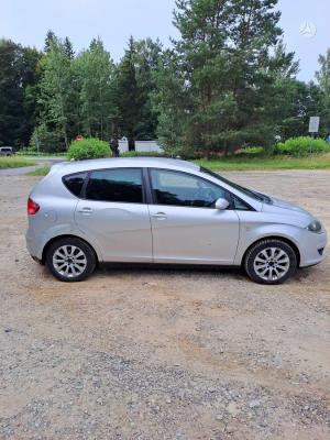 Pelēks SEAT Altea 2005 Radviliškis, ar dzinēja tilpumu 2.00 L un nobraukumu 415 tūkst. km par 700 €, foto 5 vietnē AUTOMOTO.COM.LV