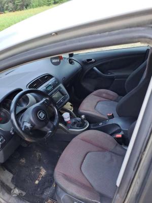 Pelēks SEAT Altea 2005 Radviliškis, ar dzinēja tilpumu 2.00 L un nobraukumu 415 tūkst. km par 700 €, foto 9 vietnē AUTOMOTO.COM.LV