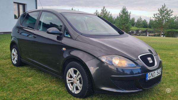 Grey SEAT Altea 2005 in Siauliai, with an engine capacity of 1.60 L and mileage of 169 thousand km for 999 €, photo 5 on AUTOMOTO.COM.LV