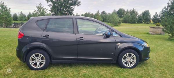 Grey SEAT Altea 2005 in Siauliai, with an engine capacity of 1.60 L and mileage of 169 thousand km for 999 €, photo 10 on AUTOMOTO.COM.LV