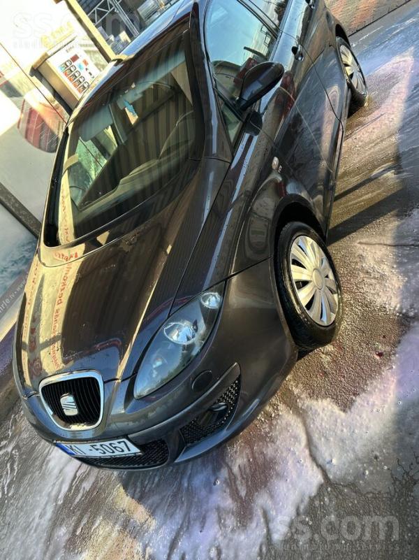 Pelēks SEAT Altea 2005 Rēzekne, ar dzinēja tilpumu 2.00 L un nobraukumu 336 tūkst. km par 1000 €, foto 4 vietnē AUTOMOTO.COM.LV