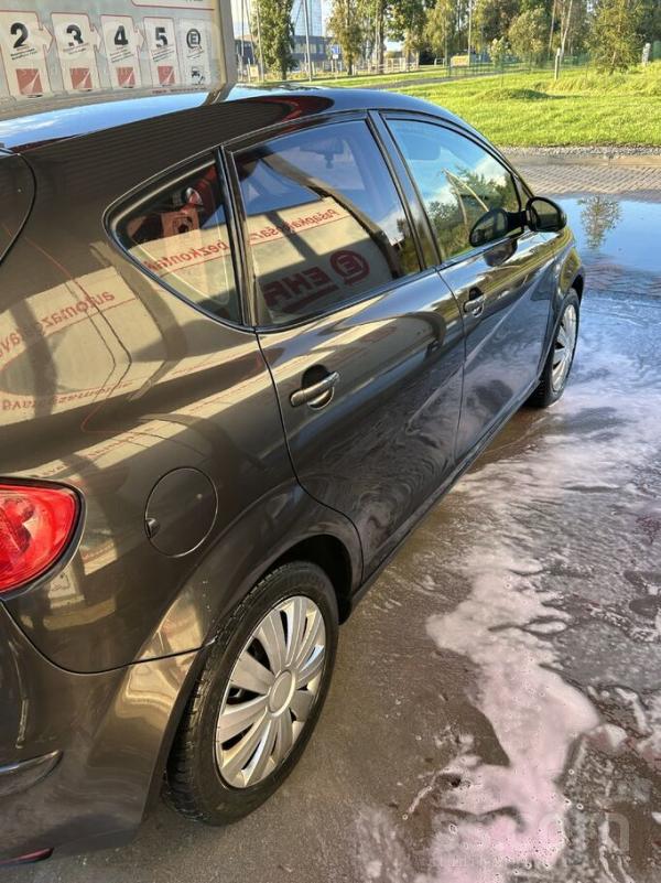 Pelēks SEAT Altea 2005 Rēzekne, ar dzinēja tilpumu 2.00 L un nobraukumu 336 tūkst. km par 1000 €, foto 5 vietnē AUTOMOTO.COM.LV