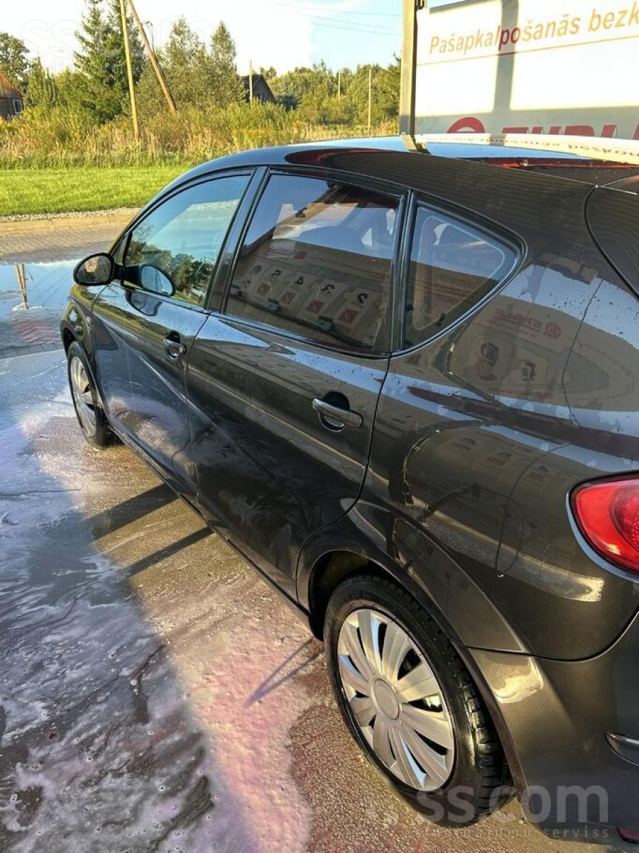 Pelēks SEAT Altea 2005 Rēzekne, ar dzinēja tilpumu 2.00 L un nobraukumu 336 tūkst. km par 1000 €, foto 6 vietnē AUTOMOTO.COM.LV