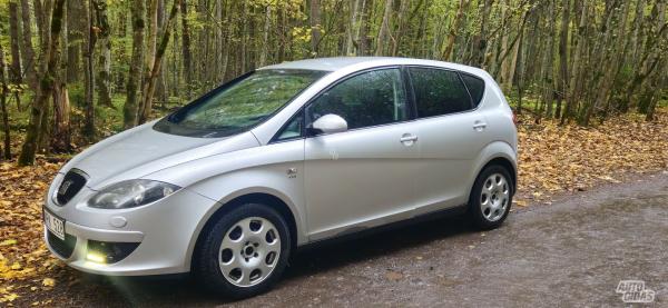 Grey SEAT Altea 2005 in Alytus, with an engine capacity of 1.90 L and mileage of 369 thousand km for 1400 €, photo 5 on AUTOMOTO.COM.LV