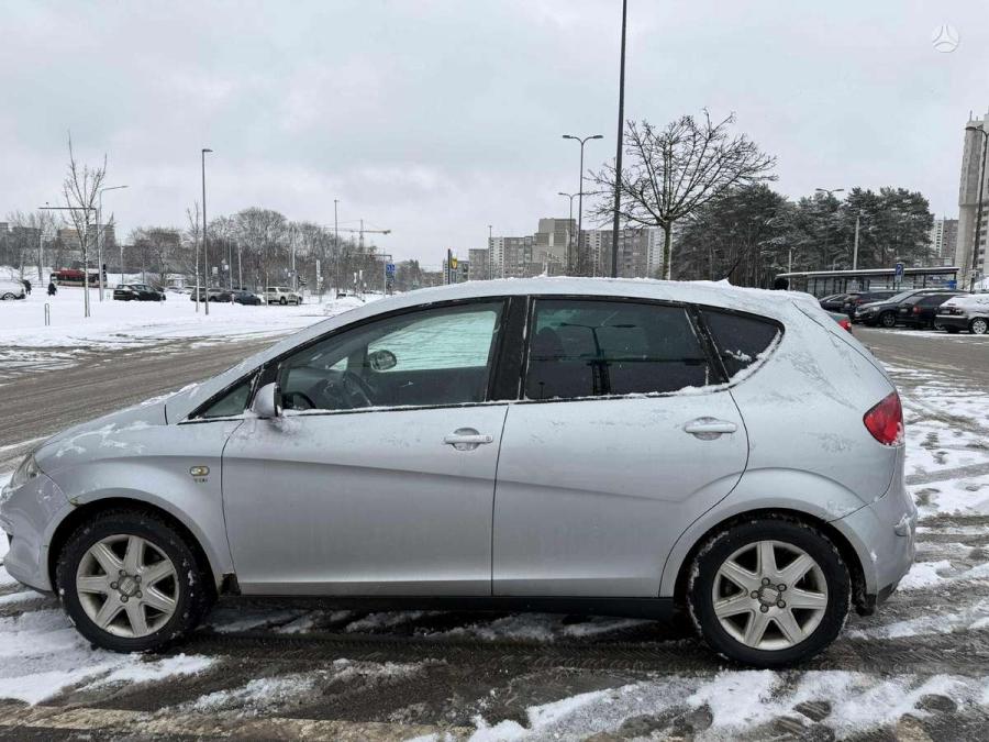 Grey SEAT Altea 2006 in Vilnius, with an engine capacity of 2.00 L and mileage of 219 thousand km for 1500 €, photo 6 on AUTOMOTO.COM.LV