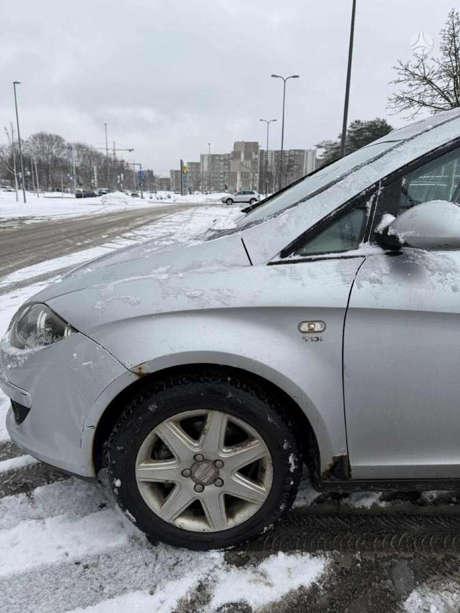 Grey SEAT Altea 2006 in Vilnius, with an engine capacity of 2.00 L and mileage of 219 thousand km for 1500 €, photo 7 on AUTOMOTO.COM.LV
