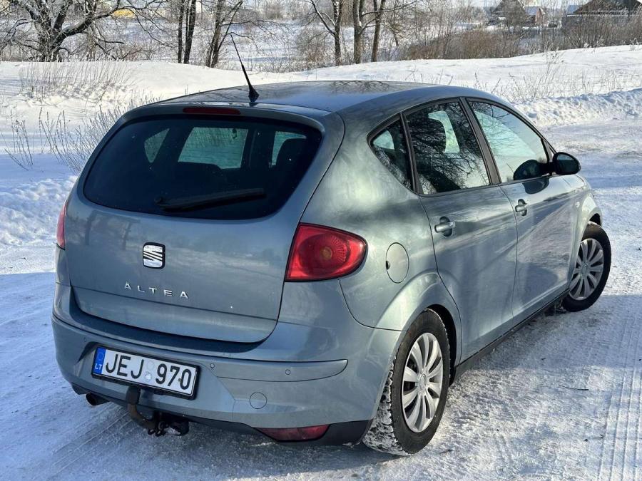 Grey SEAT Altea 2006 in Vilnius, with an engine capacity of 1.90 L and mileage of 250 thousand km for 1199 €, photo 6 on AUTOMOTO.COM.LV