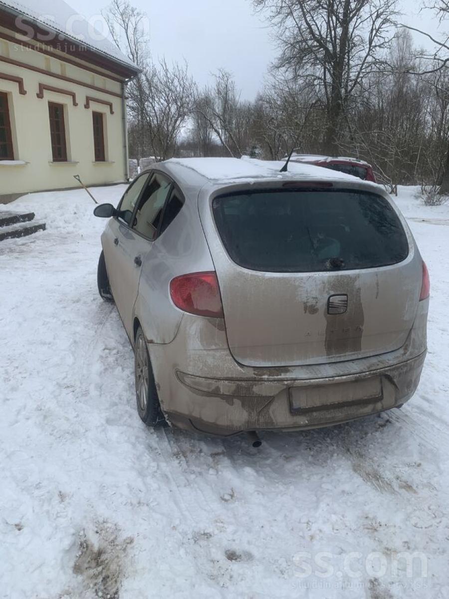 Grey SEAT Altea 2006 in Talsi, with an engine capacity of 1.60 L and mileage of 422 thousand km for 600 €, photo 3 on AUTOMOTO.COM.LV