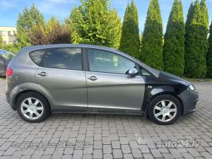 Pelēks SEAT Altea 2006 Tartu, ar dzinēja tilpumu 1.90 L un nobraukumu 291 tūkst. km par 1400 €, foto 5 vietnē AUTOMOTO.COM.LV