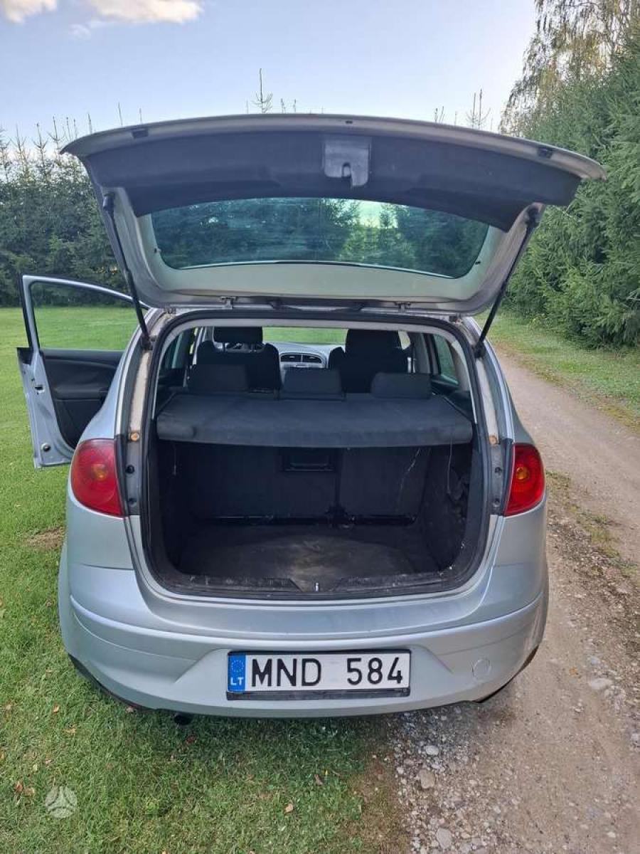 Pelēks SEAT Altea 2006 Elektrėnai, ar dzinēja tilpumu 1.90 L un nobraukumu 302 tūkst. km par 1290 €, foto 12 vietnē AUTOMOTO.COM.LV