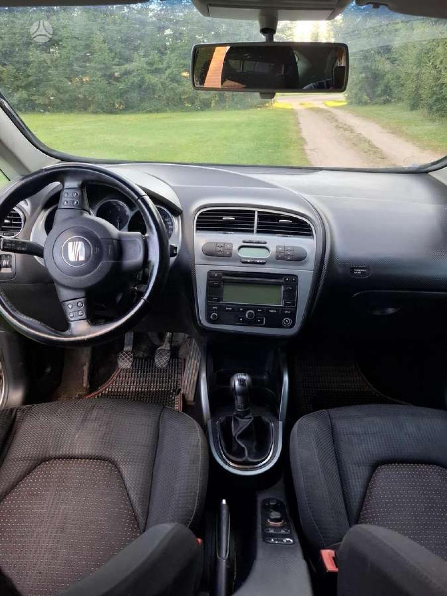 Pelēks SEAT Altea 2006 Elektrėnai, ar dzinēja tilpumu 1.90 L un nobraukumu 302 tūkst. km par 1290 €, foto 14 vietnē AUTOMOTO.COM.LV