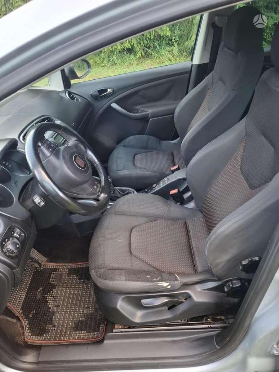 Pelēks SEAT Altea 2006 Elektrėnai, ar dzinēja tilpumu 1.90 L un nobraukumu 302 tūkst. km par 1290 €, foto 15 vietnē AUTOMOTO.COM.LV