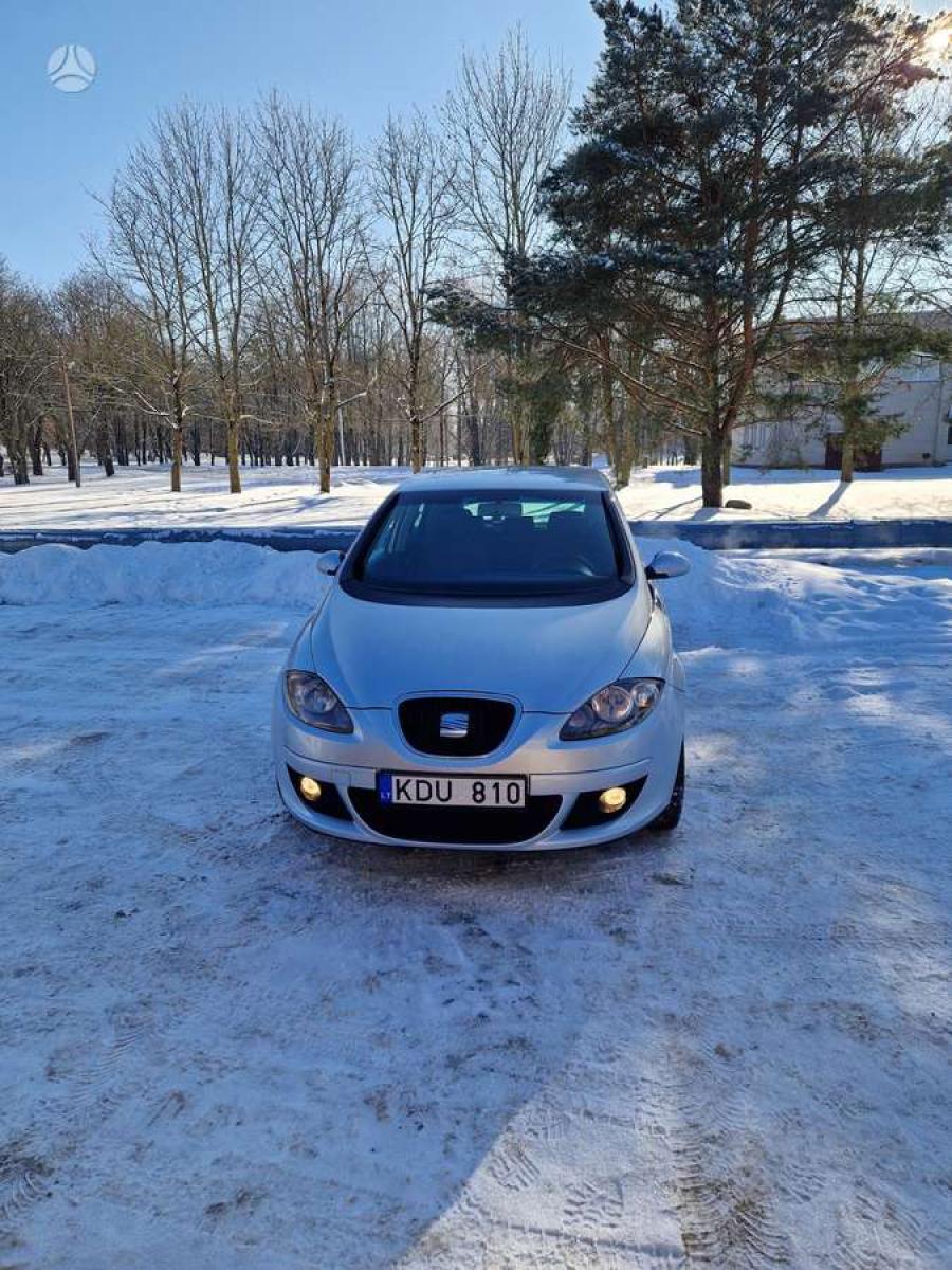 Pelēks SEAT Altea 2007 Marijampole, ar dzinēja tilpumu 2.00 L un nobraukumu 220 tūkst. km par 2100 €, foto 1 vietnē AUTOMOTO.COM.LV