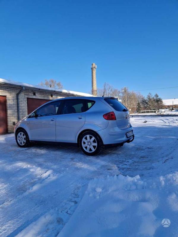 Pelēks SEAT Altea 2007 Marijampole, ar dzinēja tilpumu 2.00 L un nobraukumu 220 tūkst. km par 2100 €, foto 5 vietnē AUTOMOTO.COM.LV