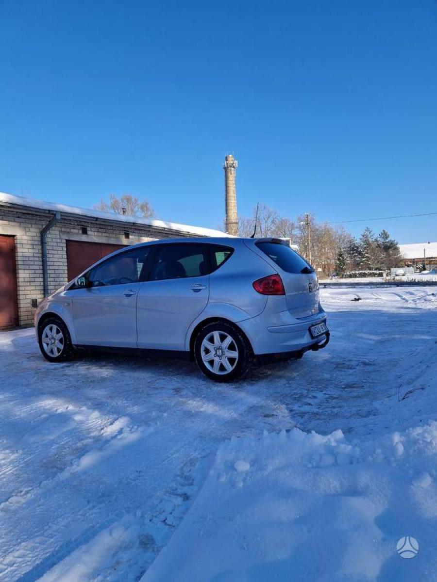 Pelēks SEAT Altea 2007 Marijampole, ar dzinēja tilpumu 2.00 L un nobraukumu 220 tūkst. km par 2100 €, foto 5 vietnē AUTOMOTO.COM.LV