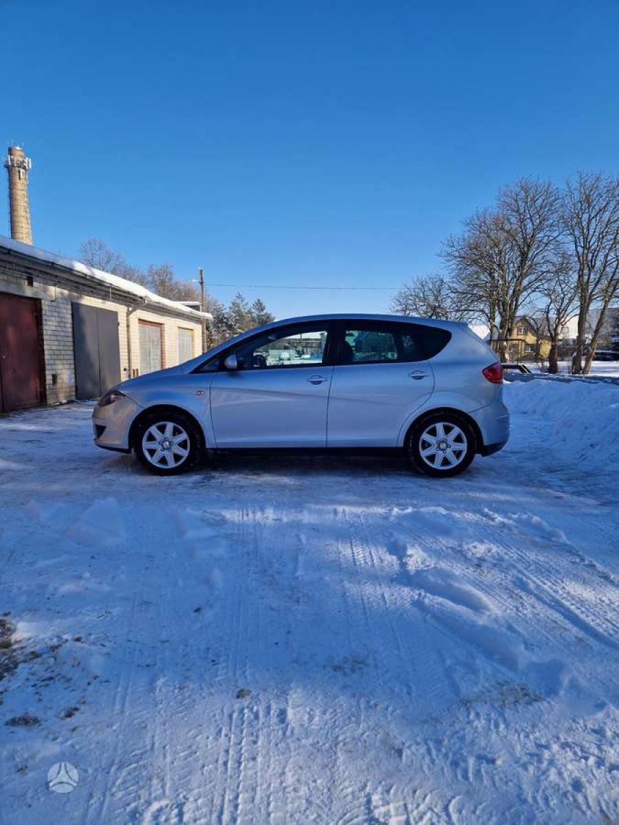 Pelēks SEAT Altea 2007 Marijampole, ar dzinēja tilpumu 2.00 L un nobraukumu 220 tūkst. km par 2100 €, foto 6 vietnē AUTOMOTO.COM.LV