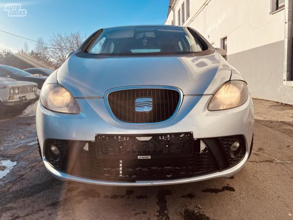 Pelēks SEAT Altea 2007 Panevēža, ar dzinēja tilpumu 2.00 L un nobraukumu 290 tūkst. km par 1700 €, foto 4 vietnē AUTOMOTO.COM.LV