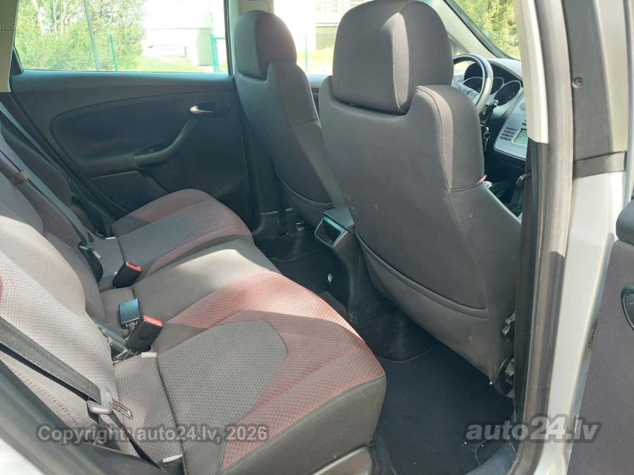 Grey SEAT Altea 2007 in Tartu, with an engine capacity of 2.00 L and mileage of 295 thousand km for 2500 €, photo 9 on AUTOMOTO.COM.LV