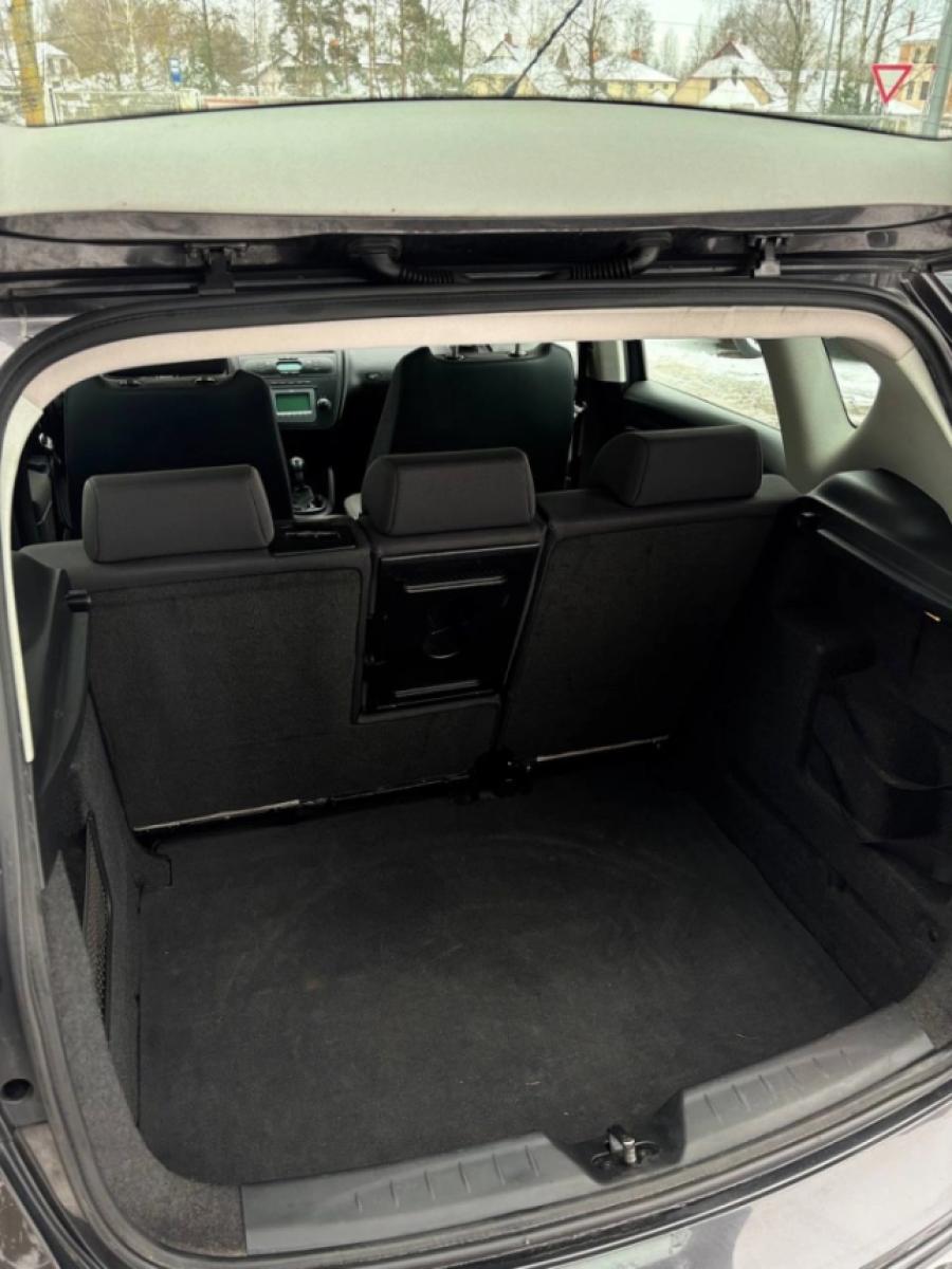 Pelēks SEAT Altea 2007 Rīga, ar dzinēja tilpumu 1.90 L un nobraukumu 237 tūkst. km par 3250 €, foto 7 vietnē AUTOMOTO.COM.LV