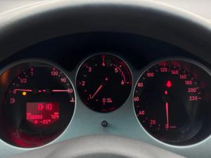 Pelēks SEAT Altea 2007 Rīga, ar dzinēja tilpumu 1.90 L un nobraukumu 237 tūkst. km par 3250 €, foto 9 vietnē AUTOMOTO.COM.LV