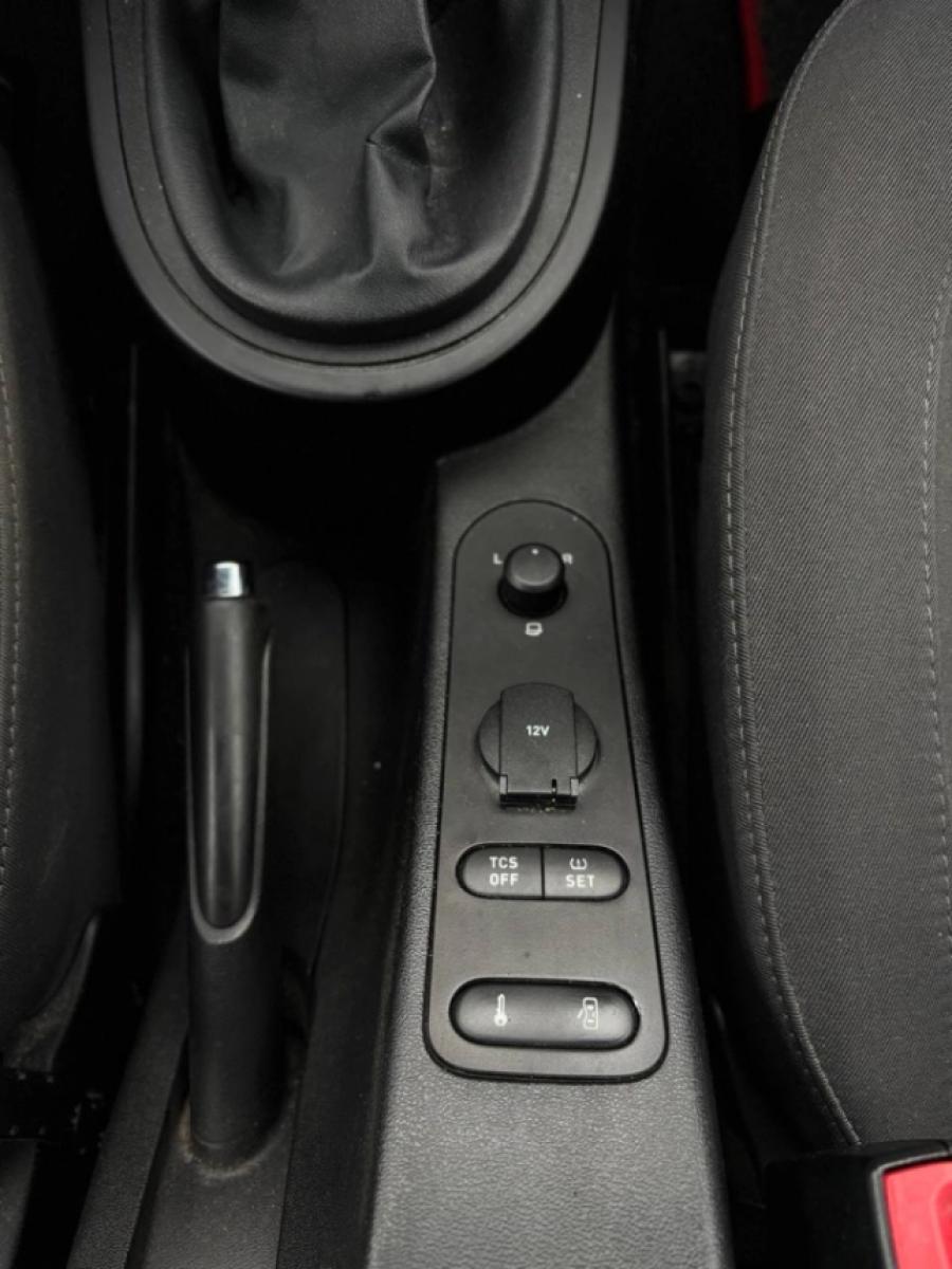 Pelēks SEAT Altea 2007 Rīga, ar dzinēja tilpumu 1.90 L un nobraukumu 237 tūkst. km par 3250 €, foto 13 vietnē AUTOMOTO.COM.LV