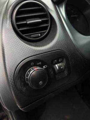 Pelēks SEAT Altea 2007 Rīga, ar dzinēja tilpumu 1.90 L un nobraukumu 237 tūkst. km par 3250 €, foto 15 vietnē AUTOMOTO.COM.LV
