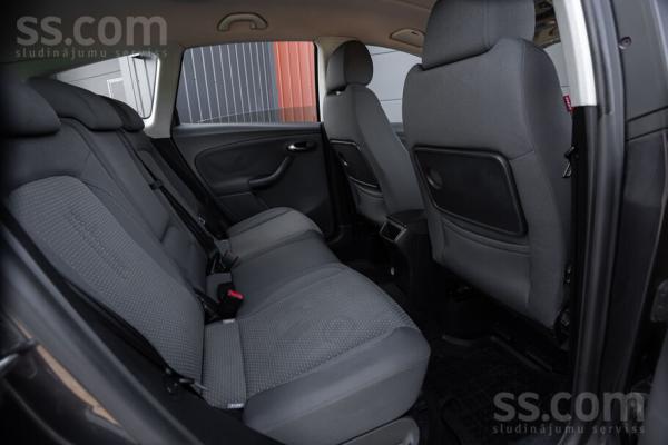 Pelēks SEAT Altea 2007 Jelgava, ar dzinēja tilpumu 1.90 L un nobraukumu 0 tūkst. km par 1150 €, foto 8 vietnē AUTOMOTO.COM.LV