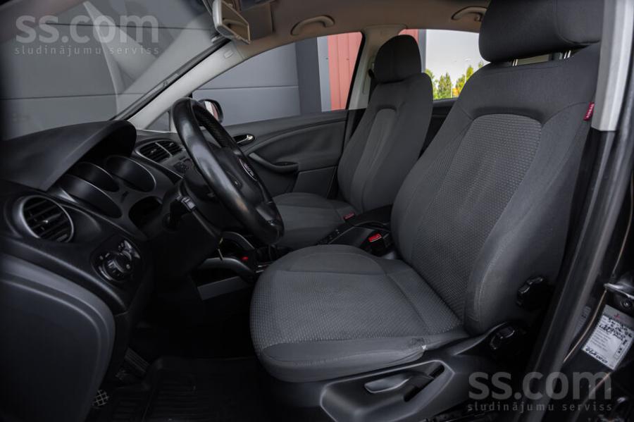Grey SEAT Altea 2007 in Jelgava, with an engine capacity of 1.90 L and mileage of 0 thousand km for 1150 €, photo 15 on AUTOMOTO.COM.LV