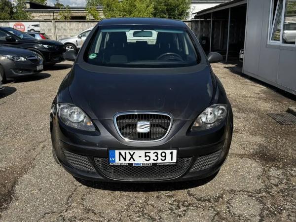 Grey SEAT Altea 2007 in Daugavpils, with an engine capacity of 1.90 L and mileage of 237 thousand km for 3450 €, photo 2 on AUTOMOTO.COM.LV