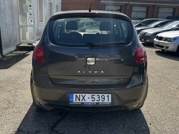 Grey SEAT Altea 2007 in Daugavpils, with an engine capacity of 1.90 L and mileage of 237 thousand km for 3450 €, photo 5 on AUTOMOTO.COM.LV